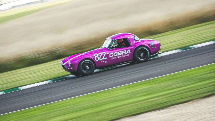 The Shelby Cobras that Dominated the Drag Strip – Raceway Hussy